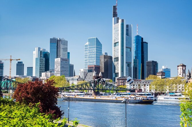 Arrival Transfer: Frankfurt Airport FRA to Frankfurt by Van - The Sum Up