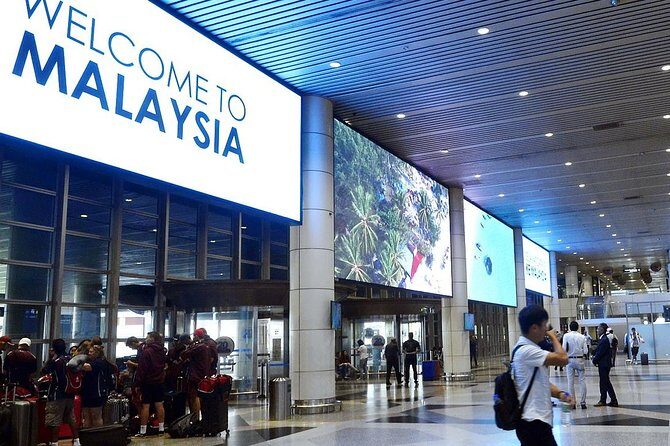Arrival Transfer : Kuala Lumpur Airport - Stops and Extra Features