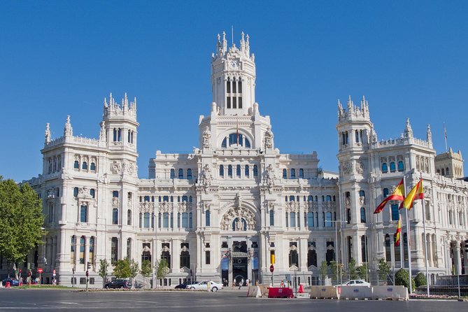 Arrival Transfer: Madrid Airport MAD to Madrid in Business Car - FAQ
