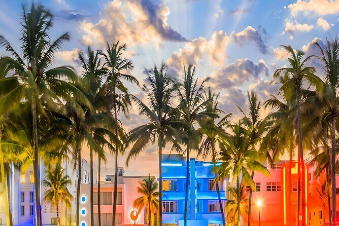 Art Deco Tour: Step Back in Time to the Roaring Twenties - Discovering Miami’s Art Deco District