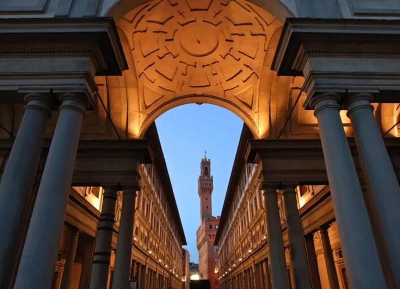 Art & History at Uffizi: Medici Influence & Terrace Views - The Experience in a Nutshell