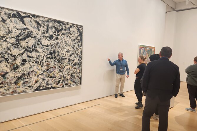 Art Institute of Chicago Private Expert Guided Tour - Detailed Breakdown of the Itinerary