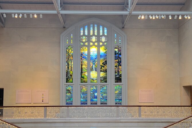 Art Institute of Chicago Private Expert Guided Tour - Accessibility and Practicalities