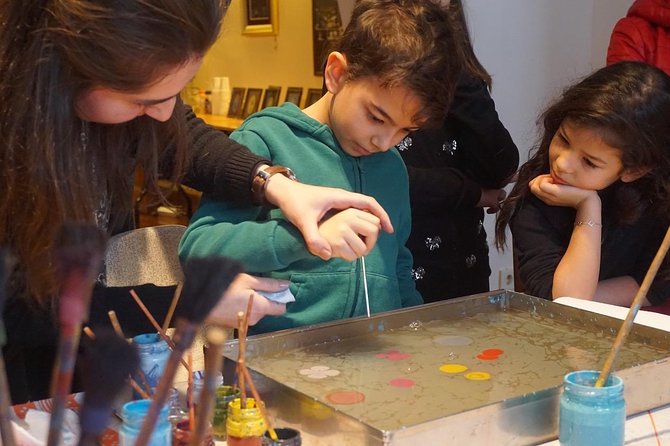 Art of Turkish 'Ebru' Marbling Workshop in Istanbul - Practical Details and Tips