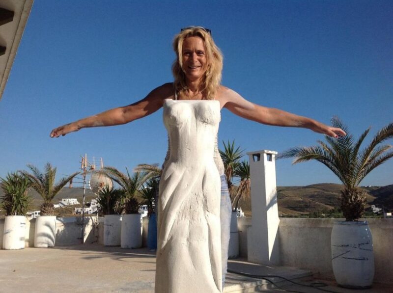 Art studio tour in Italian sculpture gardens - Discovering the Art of Liguria: A Community Sculpture Experience