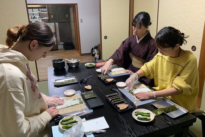 Art Sushi Rolls Experience in 150 Years Old Townhouse Kyoto - An Authentic Kyoto Experience: Art Meets Culinary Tradition