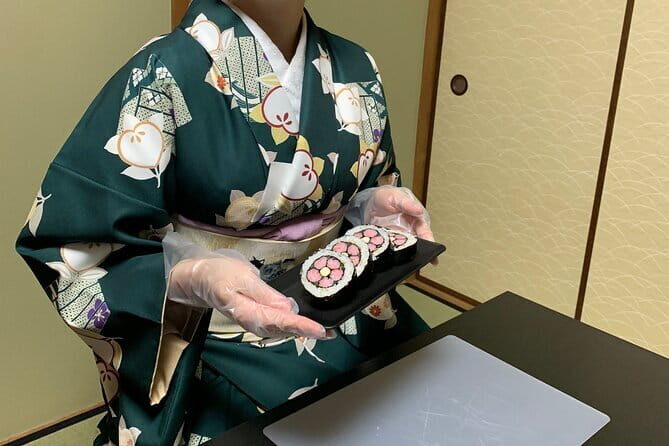 Art Sushi Rolls Experience in 150 Years Old Townhouse Kyoto - What Makes This Experience Stand Out?