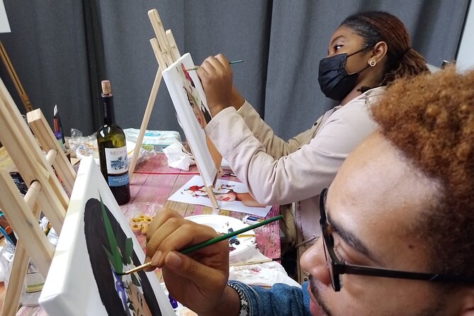 Art worshop with aperitif in Naples - Who Will Love This Experience?