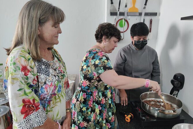 Artisanal Chocolate Bean to Bar Workshop in Cancún - Exploring the Chocolate Bean to Bar Workshop in Cancun