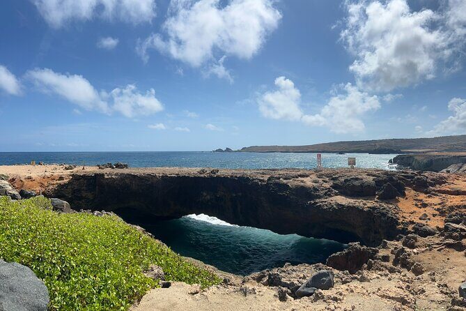 Aruba Private Jeep Tour with Local Guide - Exploring Aruba Through a Private Jeep
