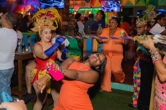 Aruba Private Party Bus & Nightlife Experience - What Is the Aruba Private Party Bus & Nightlife Experience?