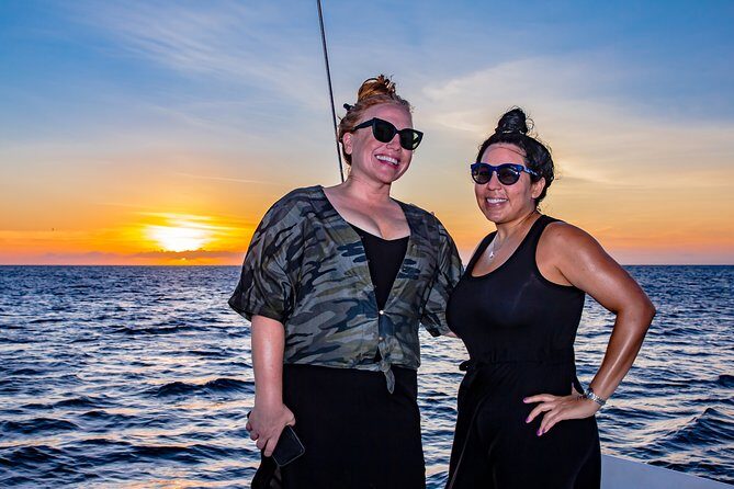 Aruba Sunset Sail Cruise Aboard The Dolphin Catamaran - A Complete Breakdown of the Aruba Sunset Sail Cruise Experience