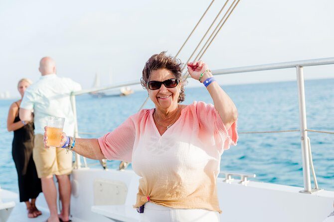 Aruba Sunset Sail with Appetizers and Open Bar - FAQs
