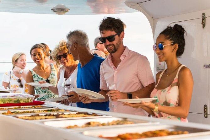 Aruba Sunset Sail with Caribbean Dinner and Live Music - What Travelers Say