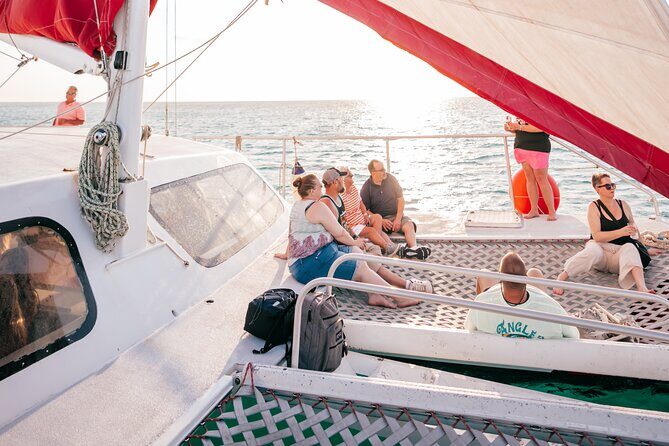 Aruba Sunset Sail with Caribbean Dinner and Live Music - FAQ