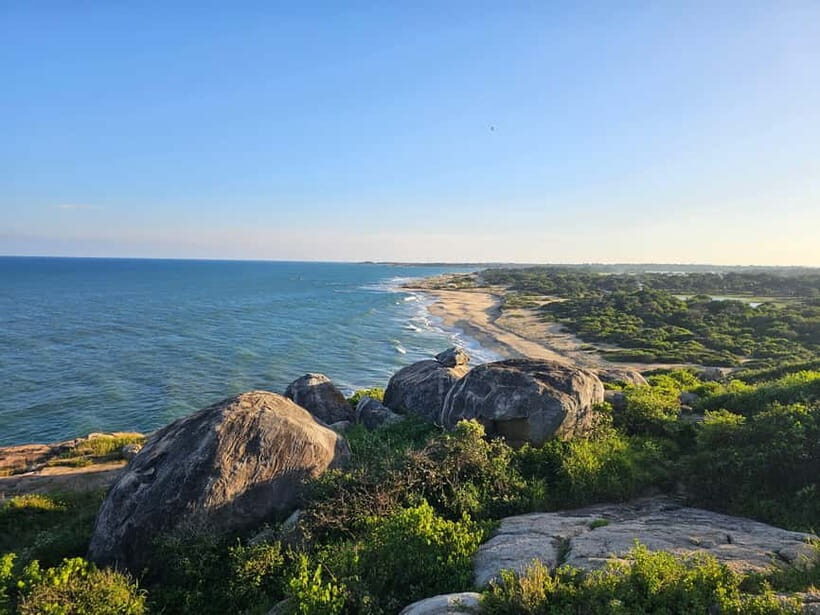 Arugam Bay: Elephant Rock Sunrise or Sunset Tour with Meals - The Experience in Detail