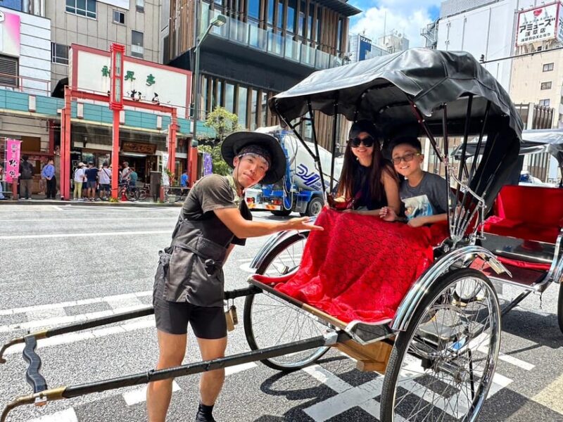 Asakusa Historical and Cultural Food Tour With a Local Guide - Nakamise Shopping Street: A Delightful Retail Experience