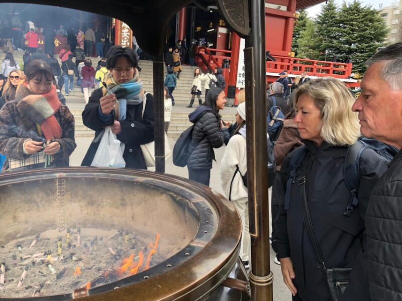 Asakusa Historical and Cultural Food Tour With a Local Guide - Hanayashiki Amusement Park: Embracing the Past and Present