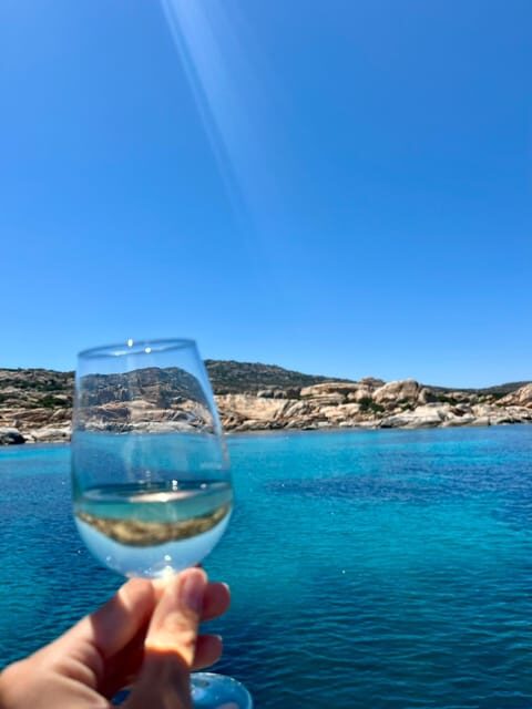 Asinara: sailing experience among the coves of the island - FAQ