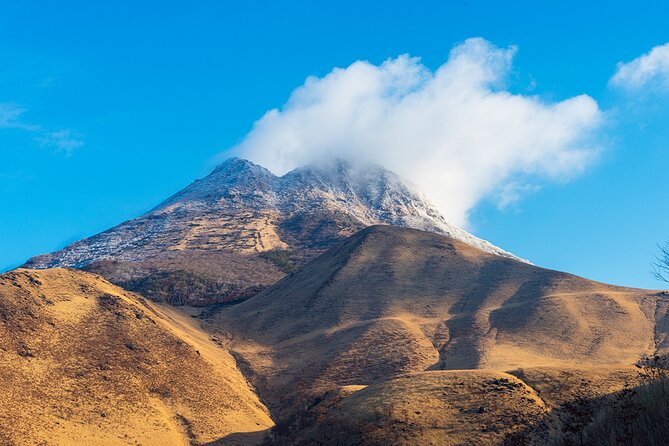 Aso Vocano, Grassland,Onsen and Aso Shrine 1-Day Tour - Exploring Aso Volcano