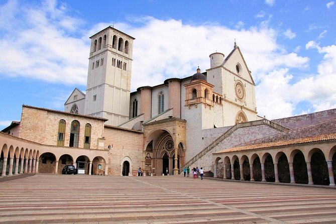 Assisi, City Highlights and Basilica of St. Francis Tour - Key Points