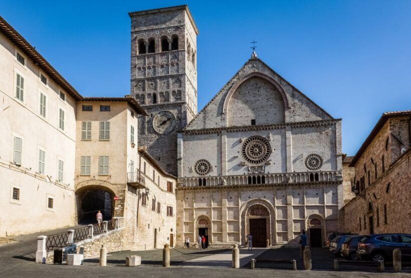 Assisi: Old Town Guided Walking Tour - Highlights of the Tour