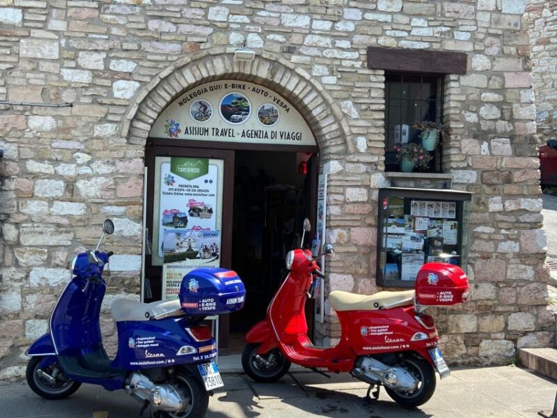 Assisi Rental Vespa '150cc - full day - The Sum Up