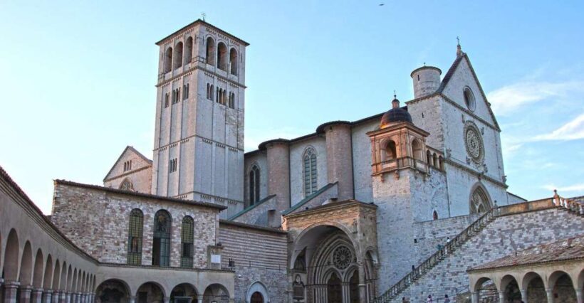 Assisi Walking Tour: Saint Francis and Saint Claire - A Deep Dive into the Assisi Walking Tour