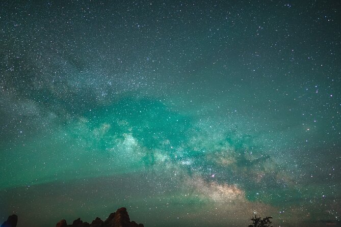Astro-Photo, Hiking and Stargazing Tour in Arches National Park - Practical Details and Tips