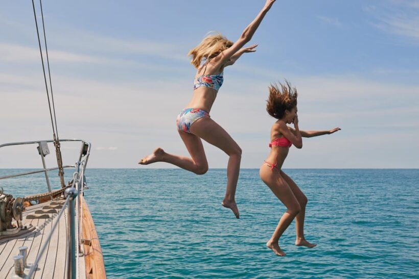 Athens: 3-Hour Sunset Cruise with Swim Stop, Snacks & Drinks - An In-Depth Look at the Sunset Cruise Experience