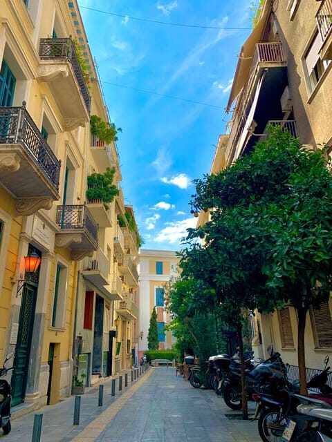 Athens: A tour from ancient history to vibrant modernity - Practical Tips for Participants
