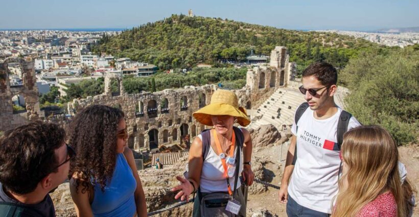 Athens: Acropolis Guided Tour and Old Town Food Tasting - Analyzing the Cost and Overall Value