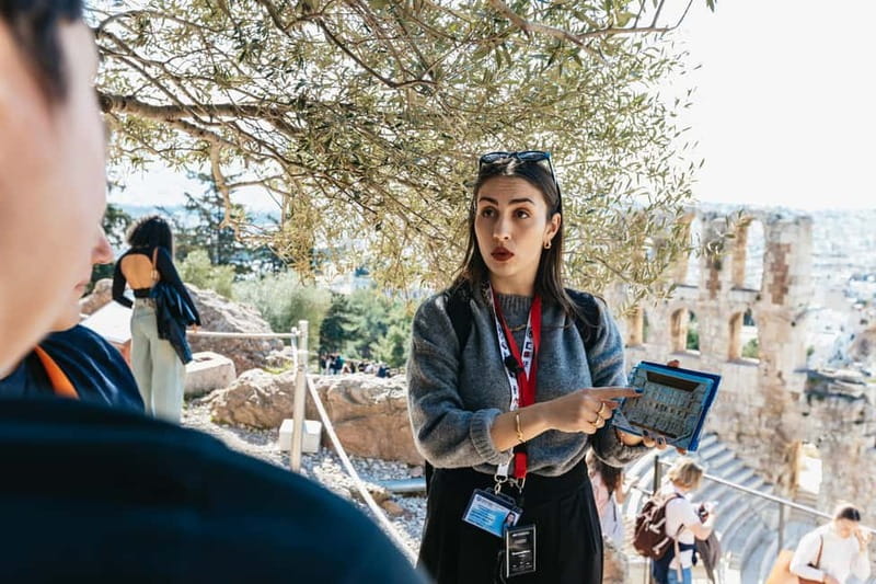 Athens: Acropolis Sunset Tour with Optional Fast-Track Entry - Why This Tour Works for Different Travelers