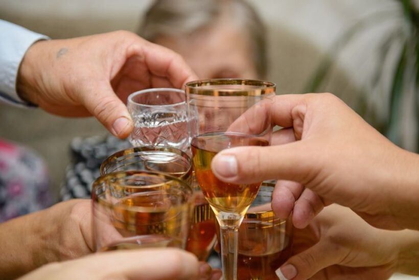 Athens at Twilight Night Tour with Drinks and Meze Dishes - Frequently Asked Questions