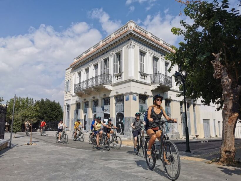 Athens: City Highlights Bike tour - Key Points