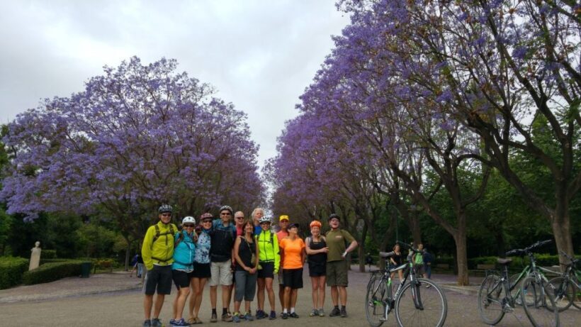 Athens: City Highlights Bike tour - Guides and Group Experience