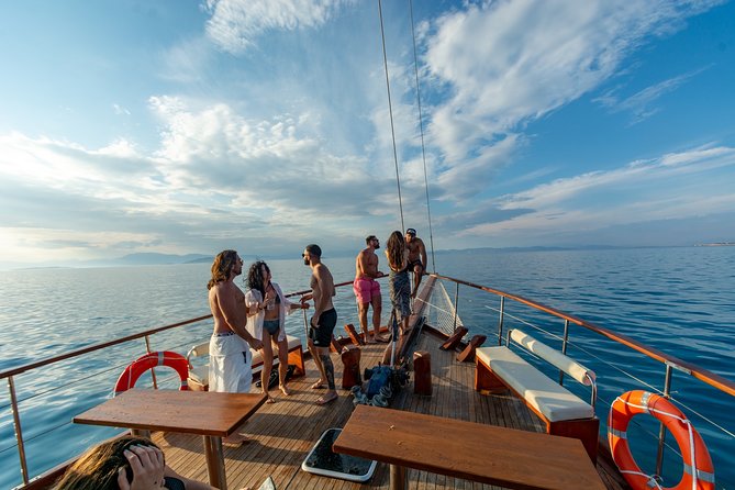 Athens Day Cruise: 3 Islands Tour in the Saronic Gulf with Lunch - Who Will Love This Tour?