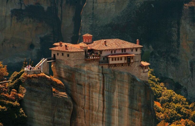 Athens : Delphi - Meteora - Thermopulae 2 day tour ! - An In-Depth Look at the 2-Day Itinerary