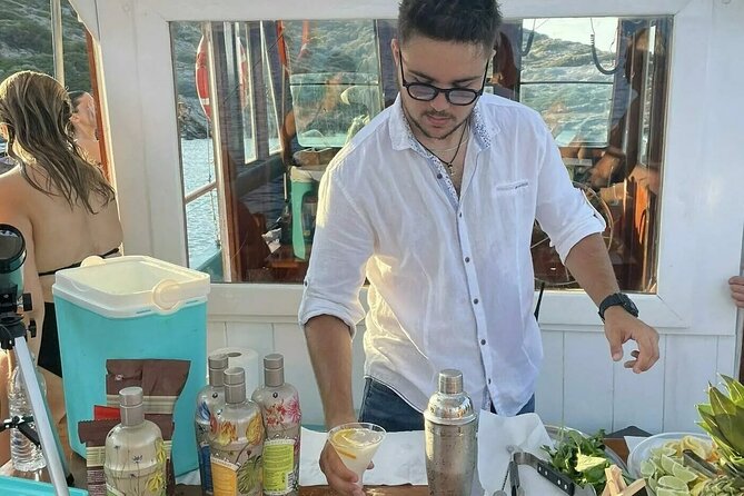 Athens Floating Bar Cruise - Introduction