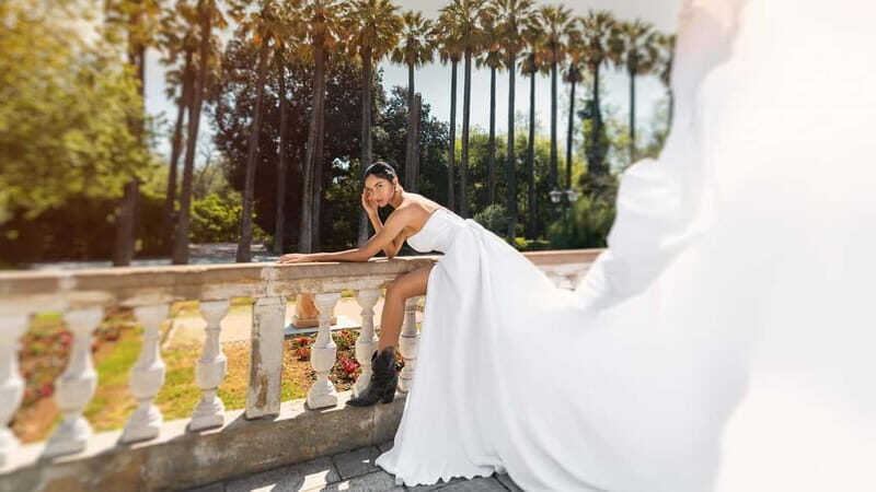 Athens: Flying Dress Photo © Photoshoot "Express package" - Key Points