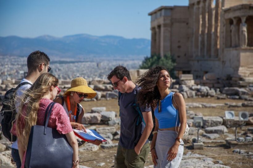 Athens: Highlights and Acropolis Guided Tour - Key Points