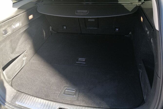 Athens International Airport Private Transfer - What Is This Transfer Service All About?