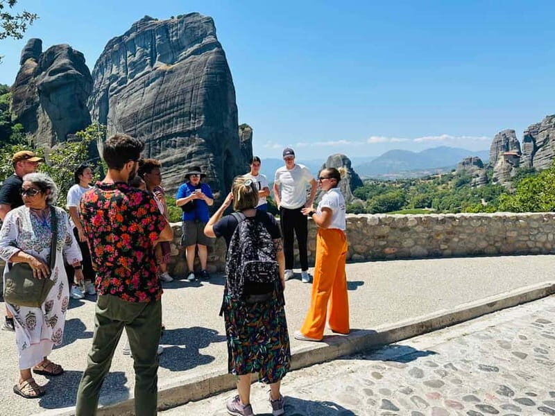 Athens: Meteora Day Trip in Spanish with Live Guide & Lunch - Frequently Asked Questions