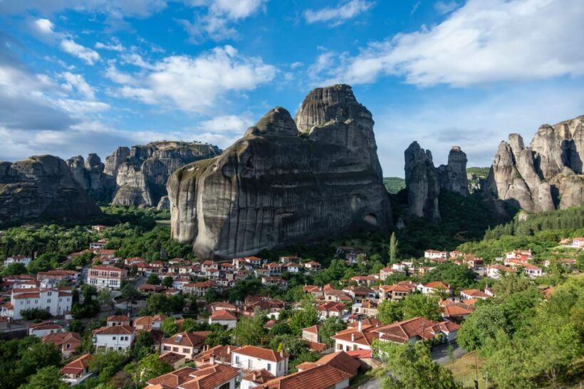 Athens: Meteora Day Trip with Audio Guide and Lunch Option - Who Should Consider This Tour?