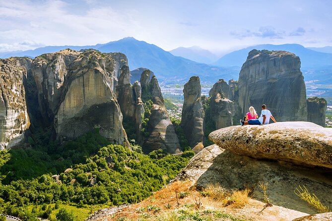 Athens: Meteora Monasteries Tour With Local Guide and Greek Lunch - Highlights of the Tour