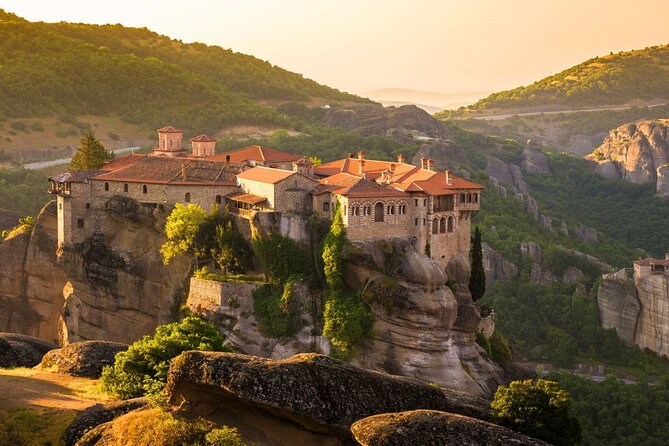 Athens: Meteora Monasteries Tour With Local Guide and Greek Lunch - Dress Code and Accessibility