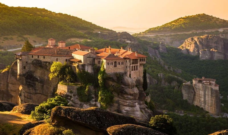 Athens: Meteora Tour with Local Guide and Greek Lunch - What Travelers Say