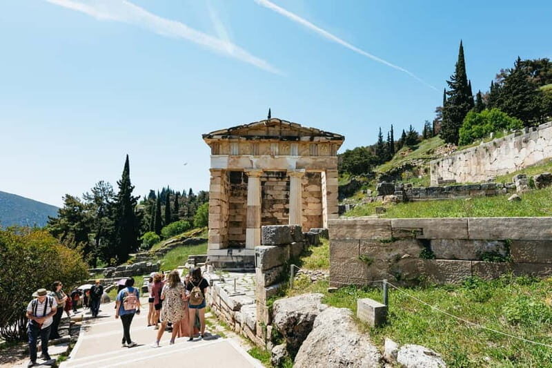 Athens: Mythology of Delphi, Museum and Arachova Guided Tour - Athens: Mythology of Delphi, Museum and Arachova Guided Tour