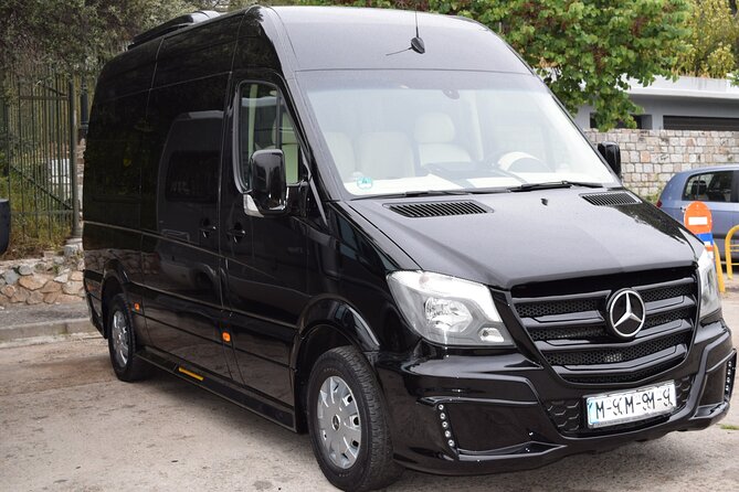 Athens Night Tour (up to 11 people) - Transportation and Group Dynamics