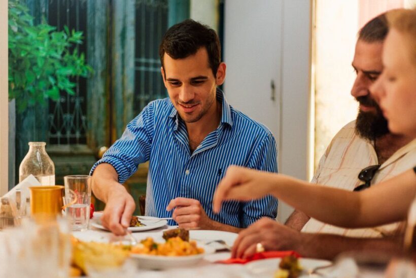 Athens: Private Evening Tour w/ Drinks & Bites in Koukaki - FAQ